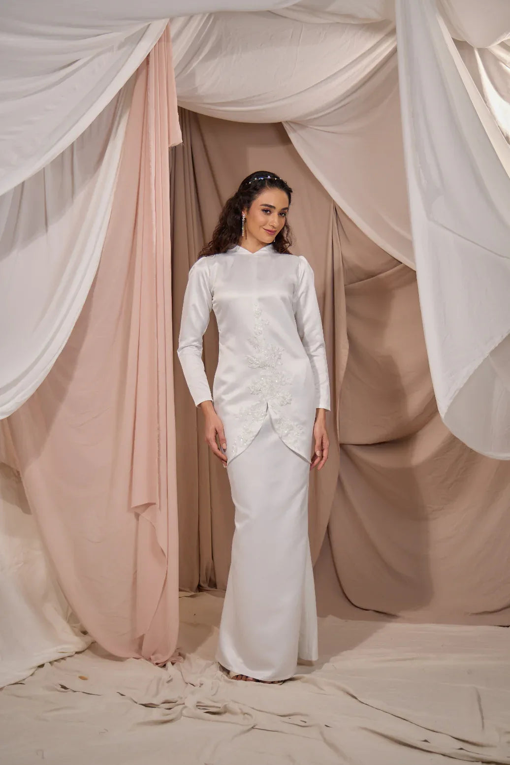 Luna in Snow White – haydena.com